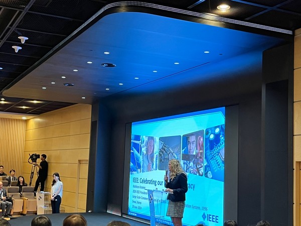 SKT, CDMA 상용화 공헌 인정…IEEE 마일스톤 등재