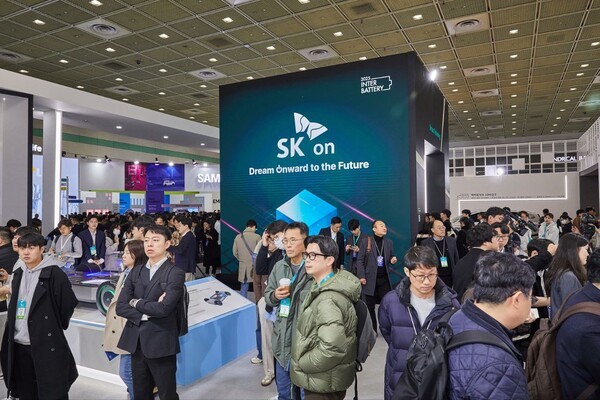 캐즘 속 미래 준비는 '착착'···K-배터리, 폼팩터·고객사 확대 '주력'